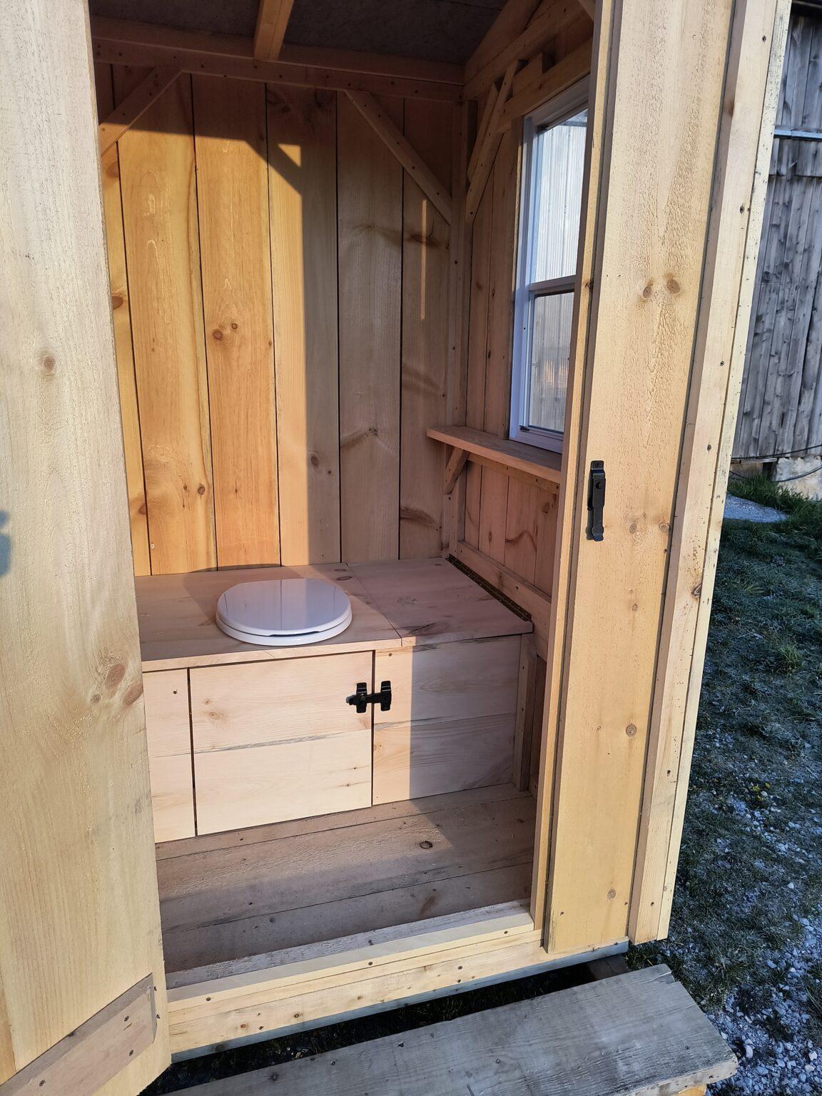 Outhouses – Ontario Garden Sheds